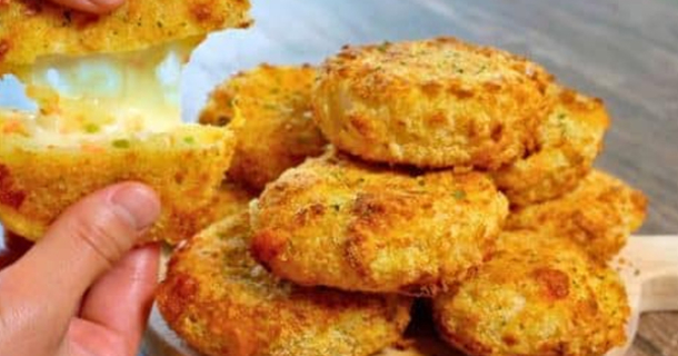 DIY Air-Fried Crispy Cheese Onion Potato Cakes Recipe