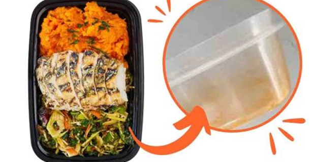 How To Get Rid Of Grease & Odor From Plastic Containers