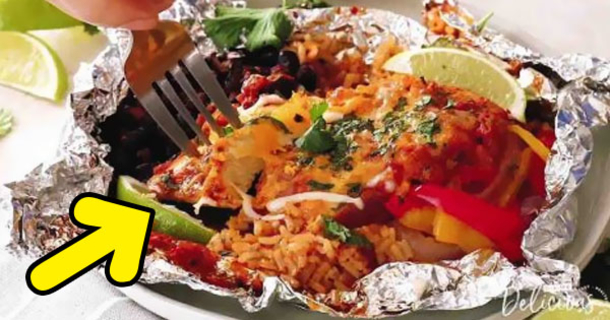 Easy Southwestern Chicken & Rice Foil Packet Recipe