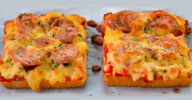 How To Make Pizza Toast As A Easy Breakfast Recipe