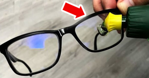 How To Make Your Eyeglasses Fog-Proof And Clean Them With Ease