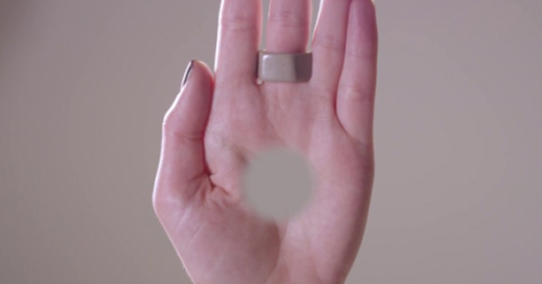 This Optical Illusion Will Make You See A Hole In Your Hand