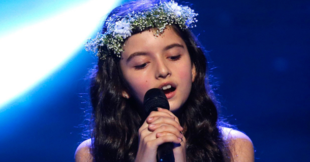 Little Girl Remakes This Sinatra Classic And WOW The Audience With Her ...