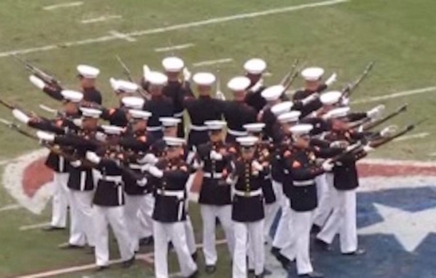 24 Marines Line Up And Take A Step Forward; Watch The Moment The Crowd ...